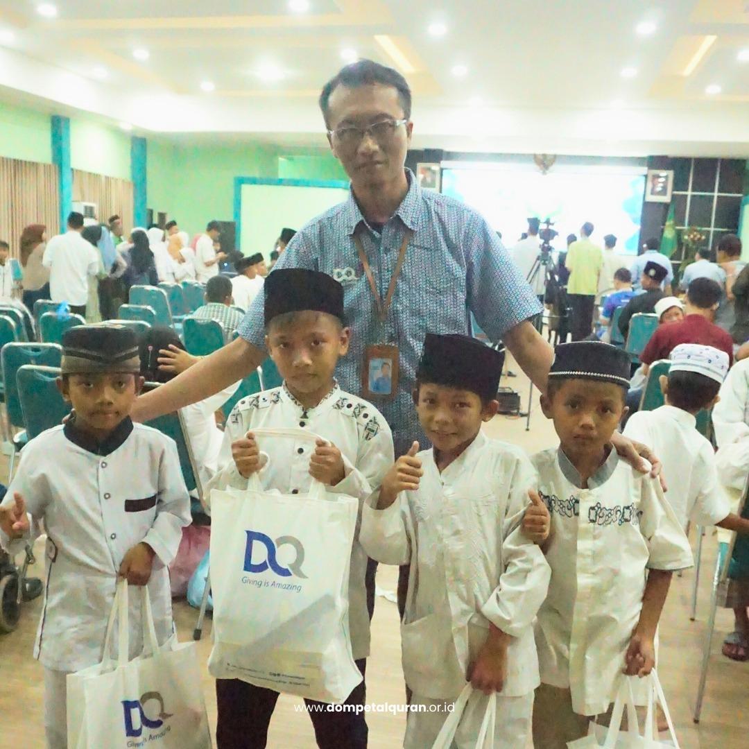 Dompet Al-Qur’an Indonesia Berkolaborasi Kemenag Jatim Berbagi Anak Yatim dan Difabel-Dalam ...