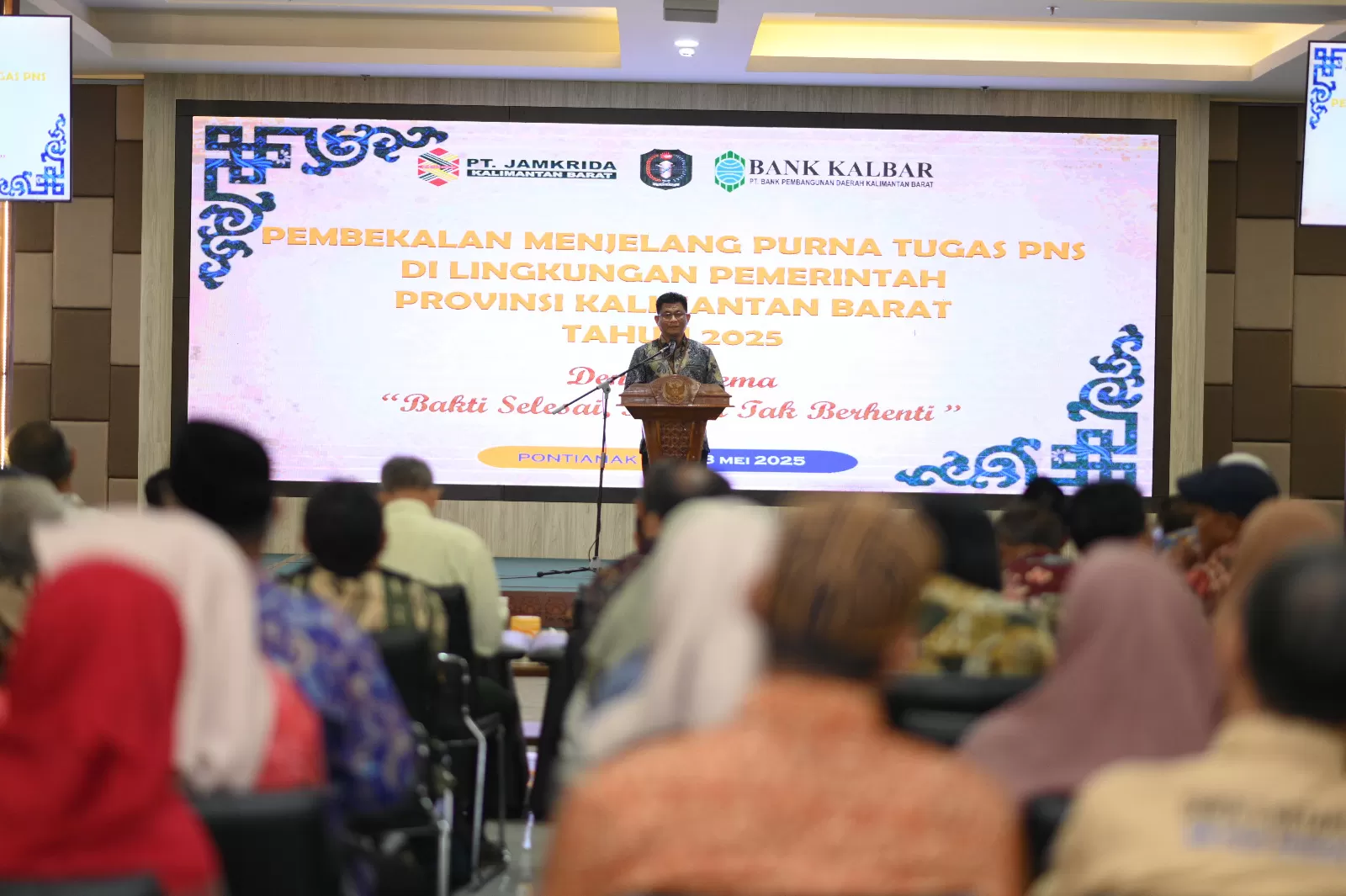 Bank Kalbar Dukung Pensiunan Tetap Produktif, Tawarkan KUR hingga ...