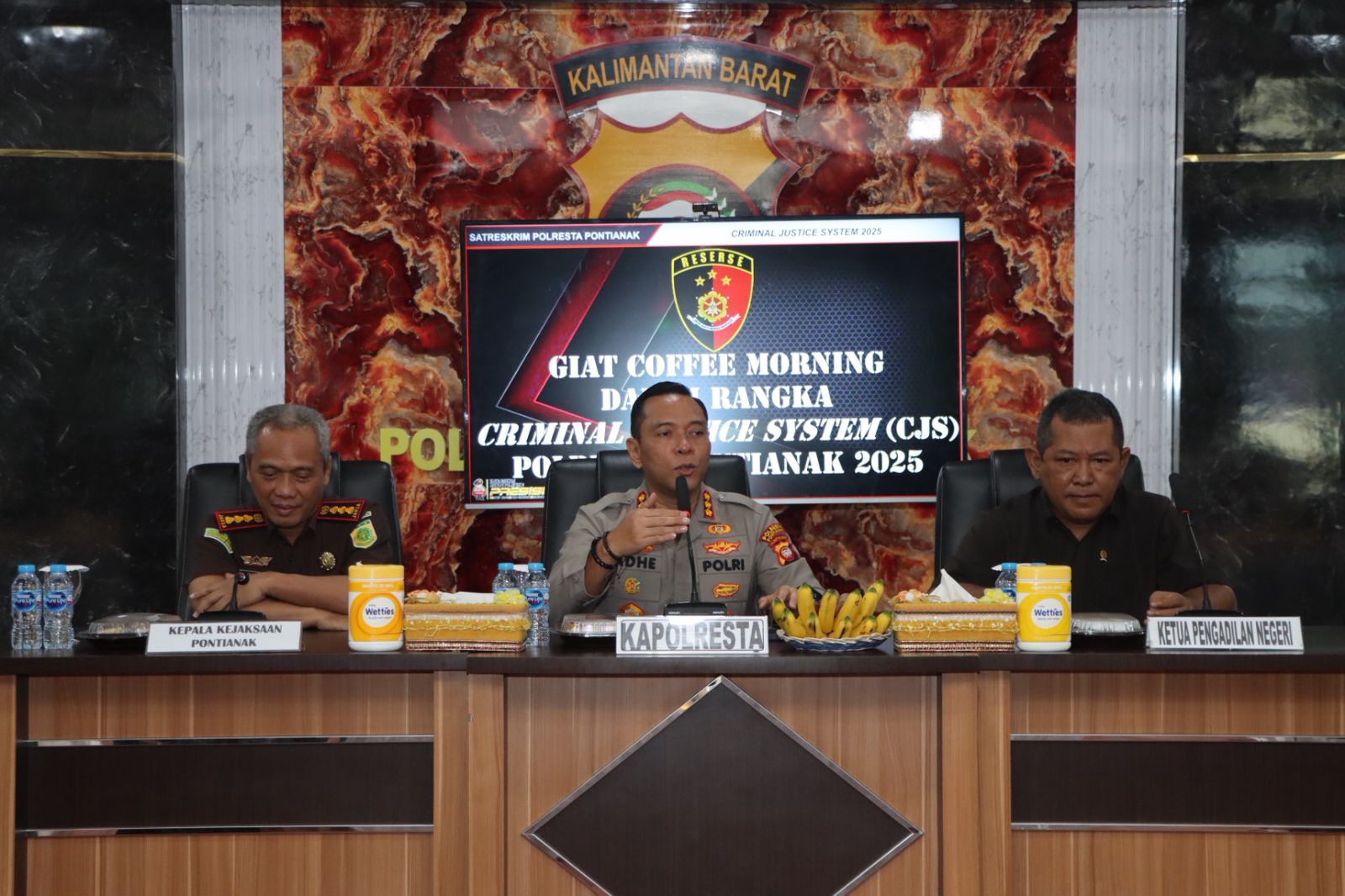 Kapolresta Pontianak Gelar Coffee Morning Bersama Kejaksaan dan Pengadilan Negeri Bahas ...