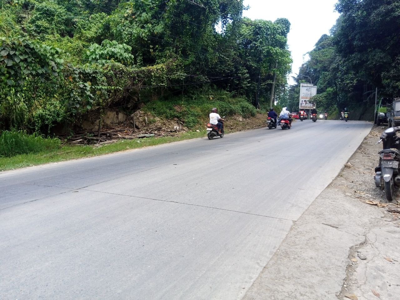 Jalur Utama Kukar Tercemar Limbah, DPRD Soroti DLH – PRUDENSI